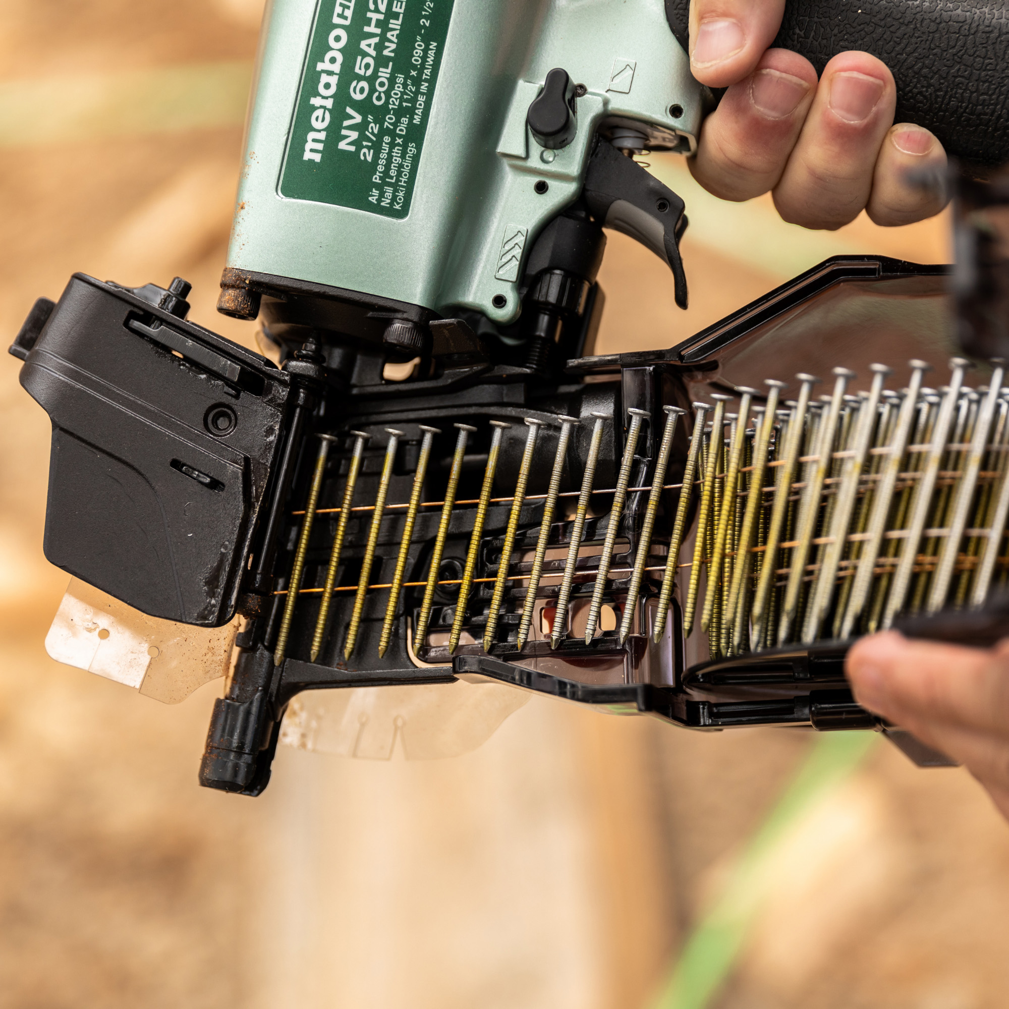 2-1/2 Inch Coil Siding Nailer | Metabo HPT NV65AH2